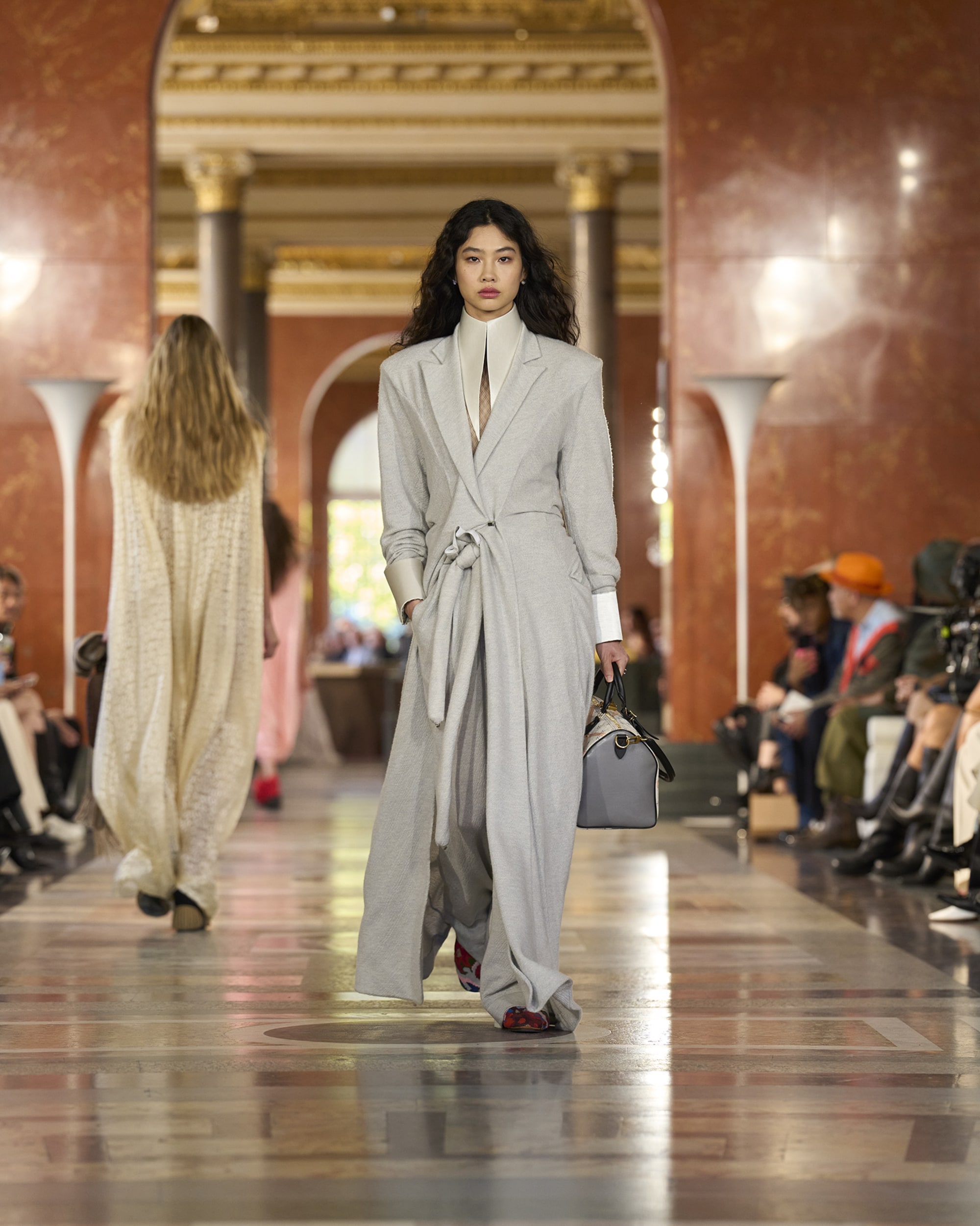 Défilé Printemps-Été 2026 | LOUIS VUITTON