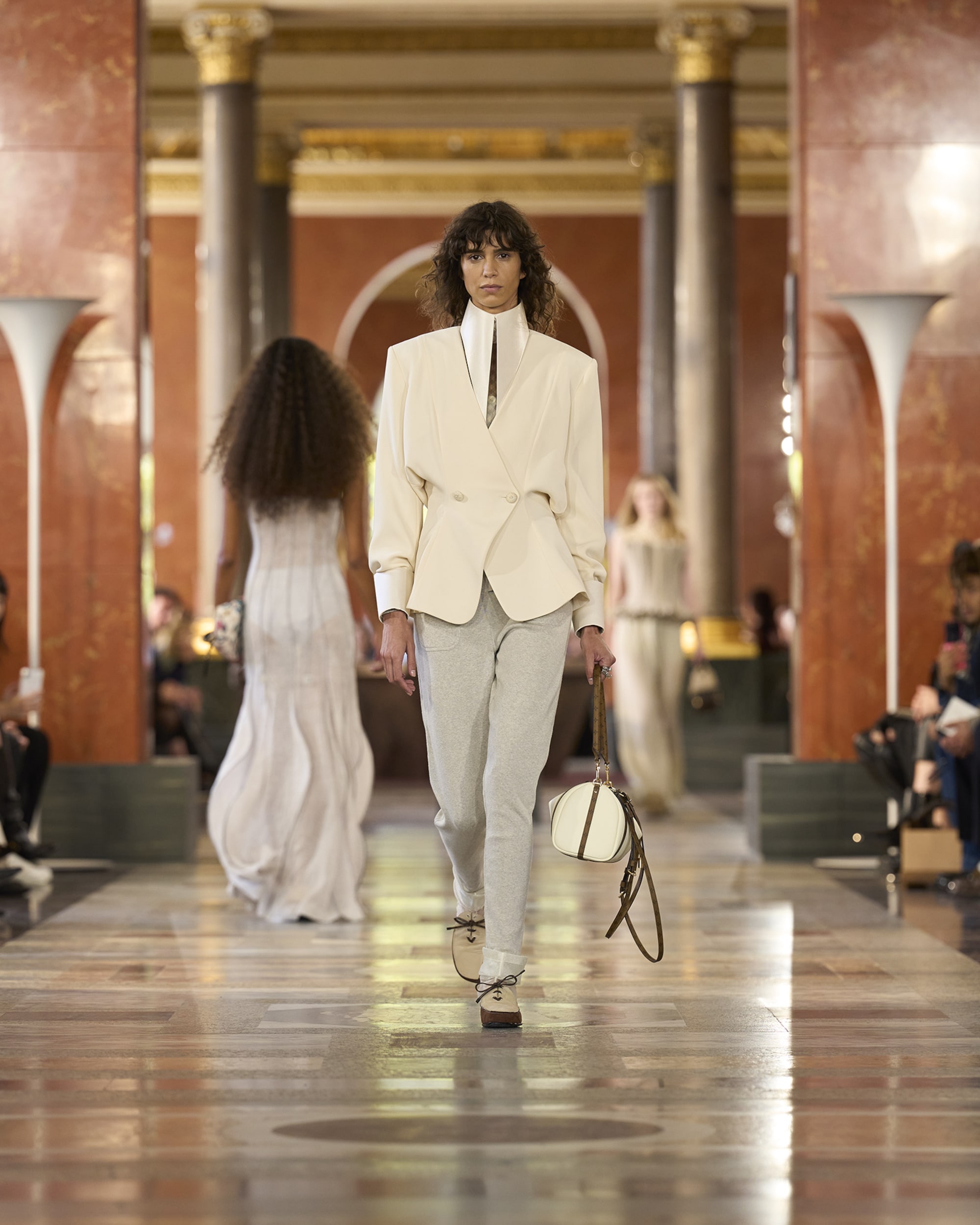 Défilé Printemps-Été 2026 | LOUIS VUITTON