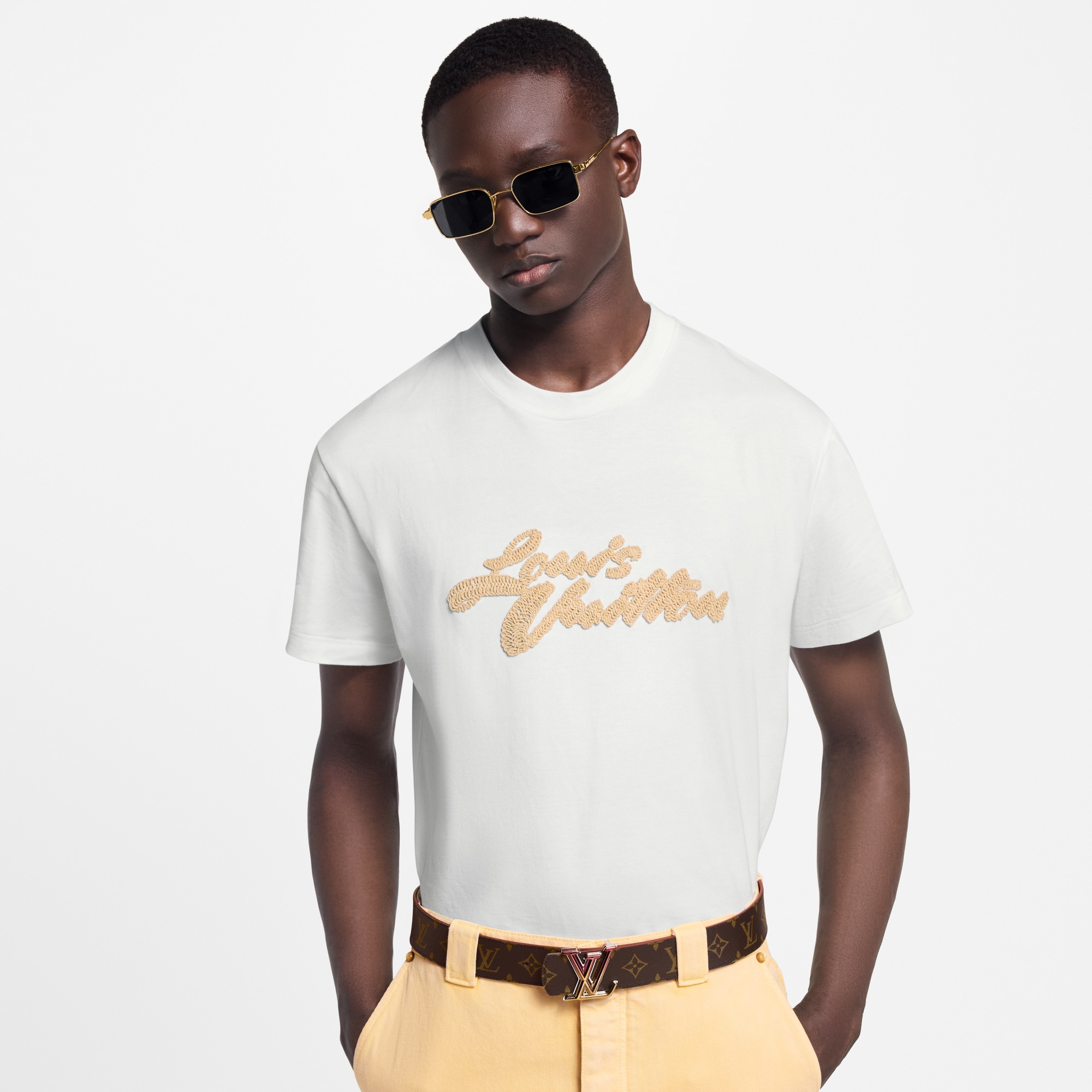 Tee-shirt à signatures brodées - Prêt-à-porter de luxe | Homme 1AHW87 ...