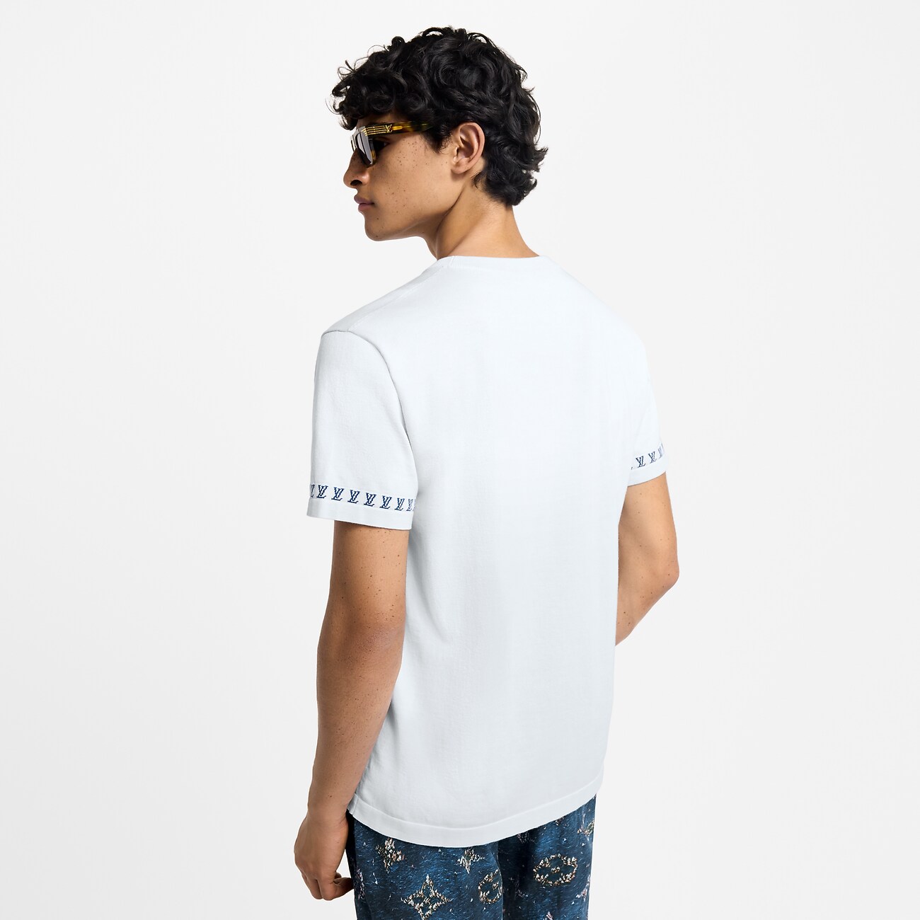 Tee-shirt manches courtes à détails LV - Prêt-à-porter de luxe | Homme ...